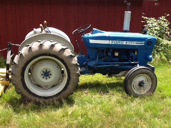 Ford 3600 Photo Gallery - TractorByNet.com