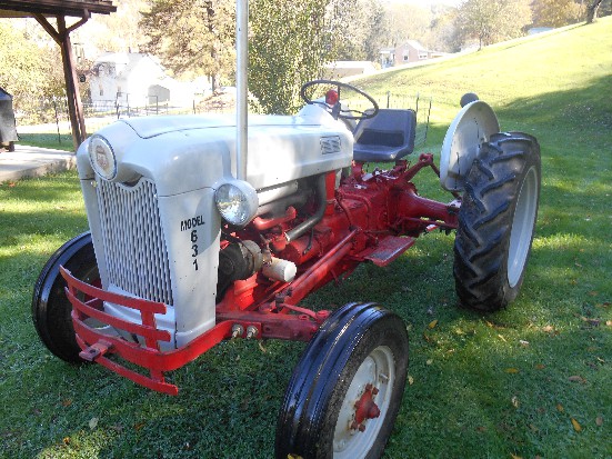 Ford 631 Photo Gallery - TractorByNet.com